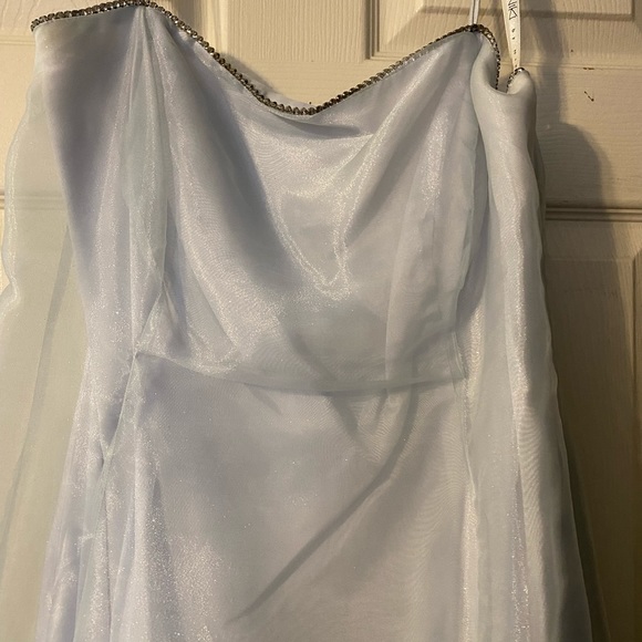 Niki Lavis | Dresses | Prom Dress | Poshmark